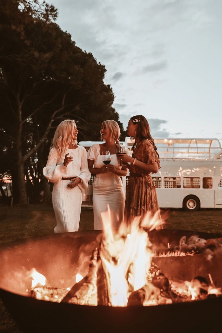 What To Wear On A Barbecue Night | Fashonation