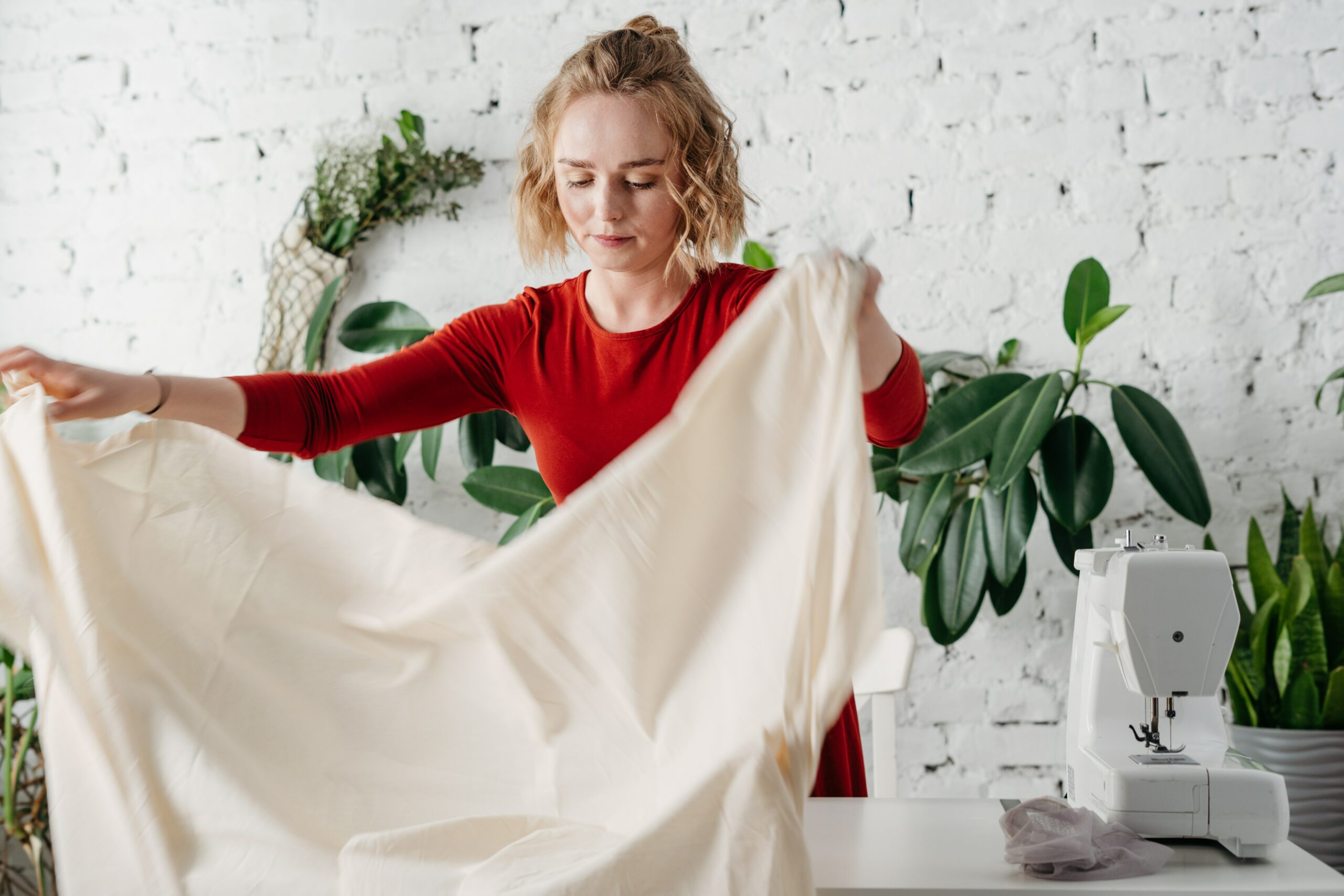 DIY Fashion: How to Create Your Own Unique Style