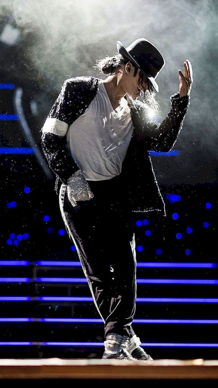 Michael Jackson’s Iconic Outfits: A Fashion Legacy pt:2 | Fashonation