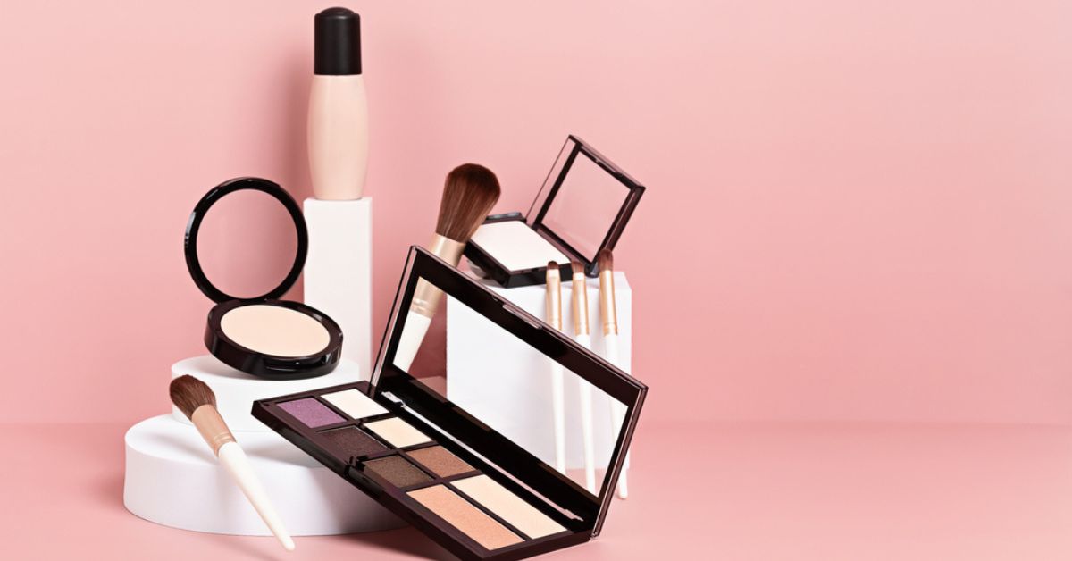 How Do You Choose The Right Shade of Foundation and Other Makeup ...