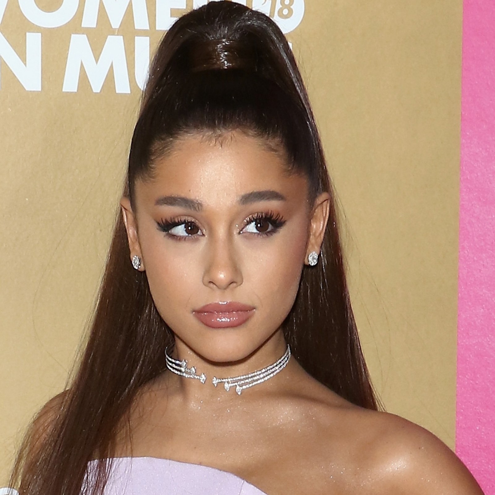 Ariana Grande Skin Care Routine: 7 Tips to Copy