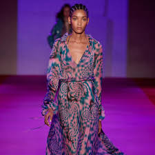 Top 7 Vintage Fashion Trends Comeback in 2024 | Fashonation