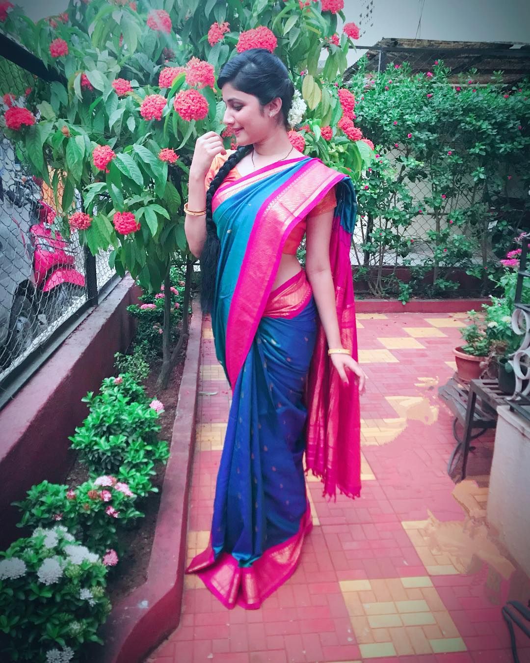 7 Trendy and Stylish Saree Inspired by Actress Sayli Patil