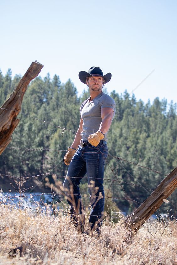 5 Ways to Adopt Cowboy Inspired Fashion | Fashonation