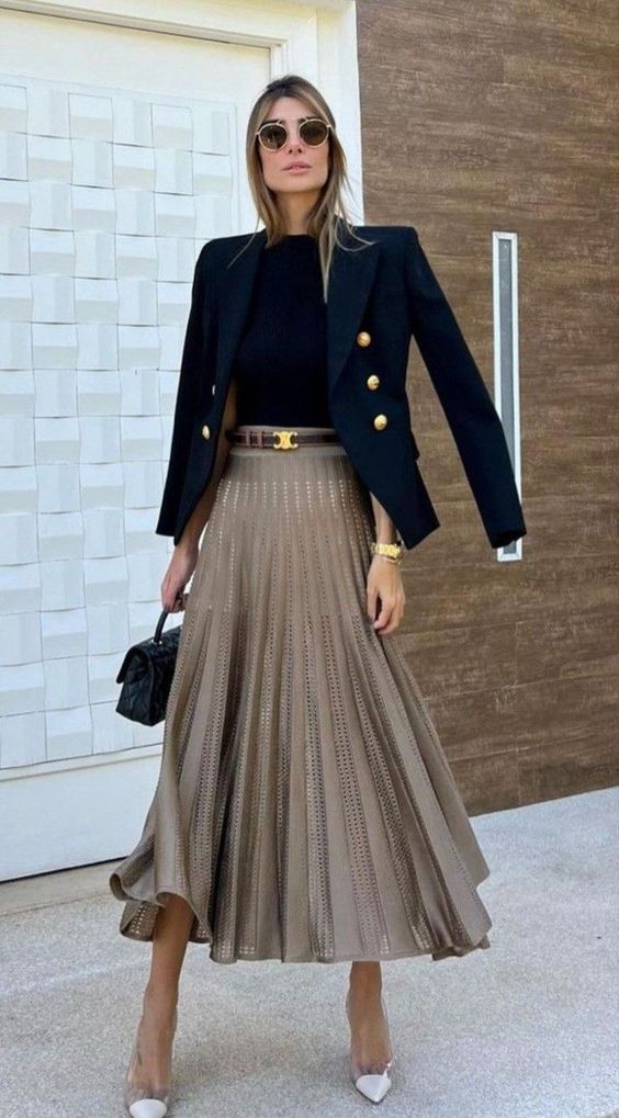 Blending Individual Personality with Trends | Fashonation