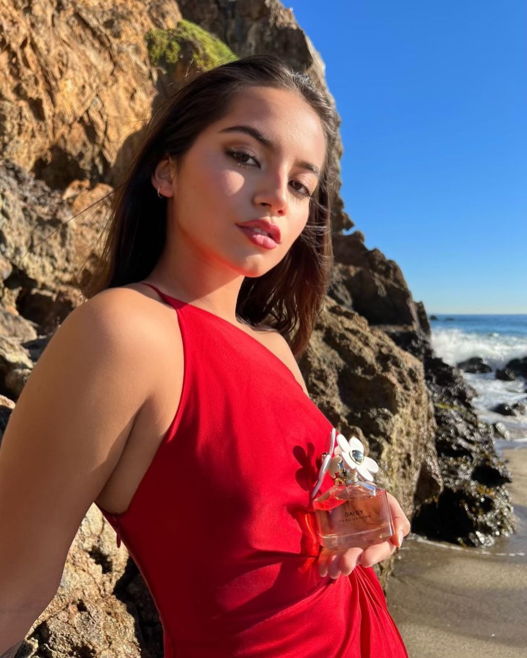 7 Times Isabela Merced Revealing her Curves in Hot Bikinis