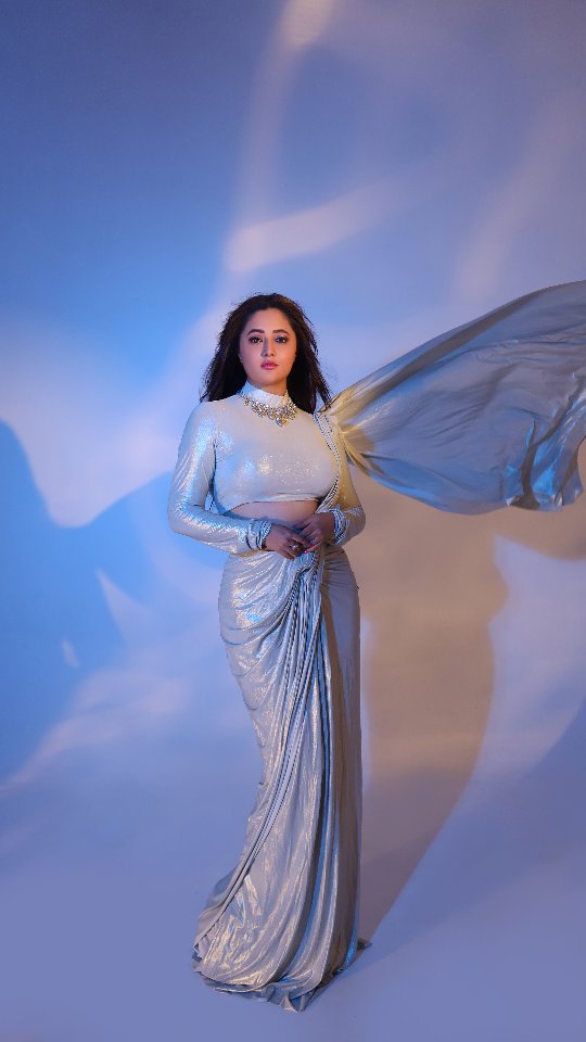 Who is Rashami Desai? See her 7 Hottest, Daring Outfits