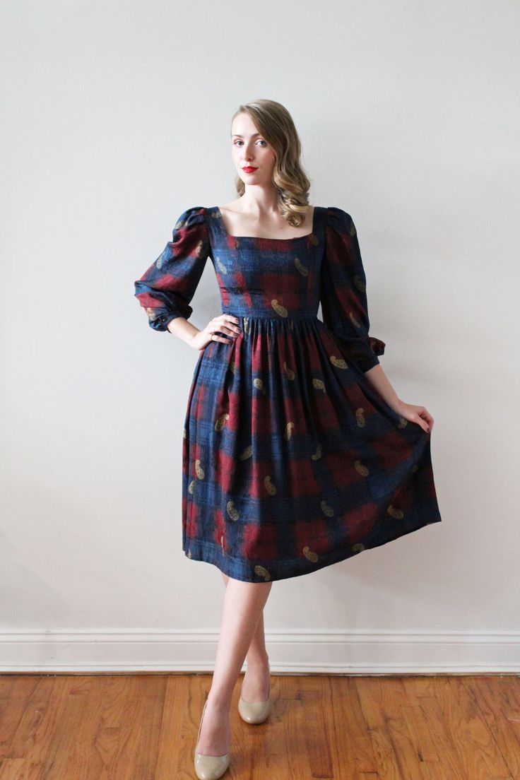 Vintage Glamour: How Puff Sleeves in Women’s Fashion Echo the Past ...