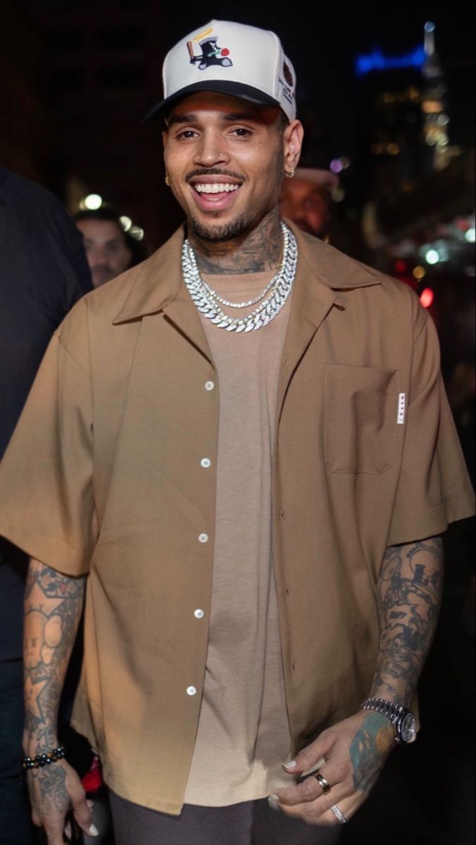 Chris Brown Bio: 6 Game-Changing Fashion Moments That Showcase His ...