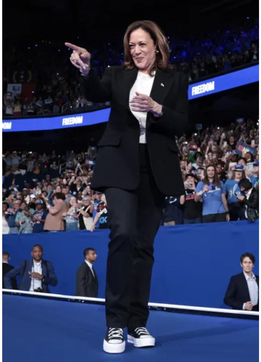 7 Kamala Harris Inspired Outfits to Elevate Your Professional Wardrobe ...