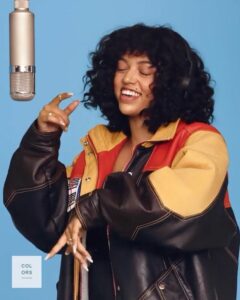 Mahalia Burkmar Bio: Iconic Style Moments That Define Her Grace and ...