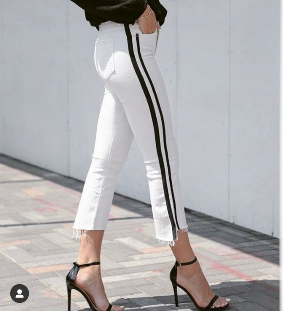 20 Best MOTHER White Jeans Styles You Need Right Now