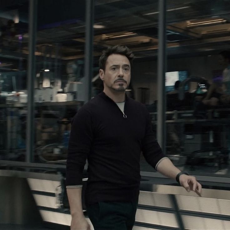 7 Faces of Tony Stark’s Fashion | Fashonation