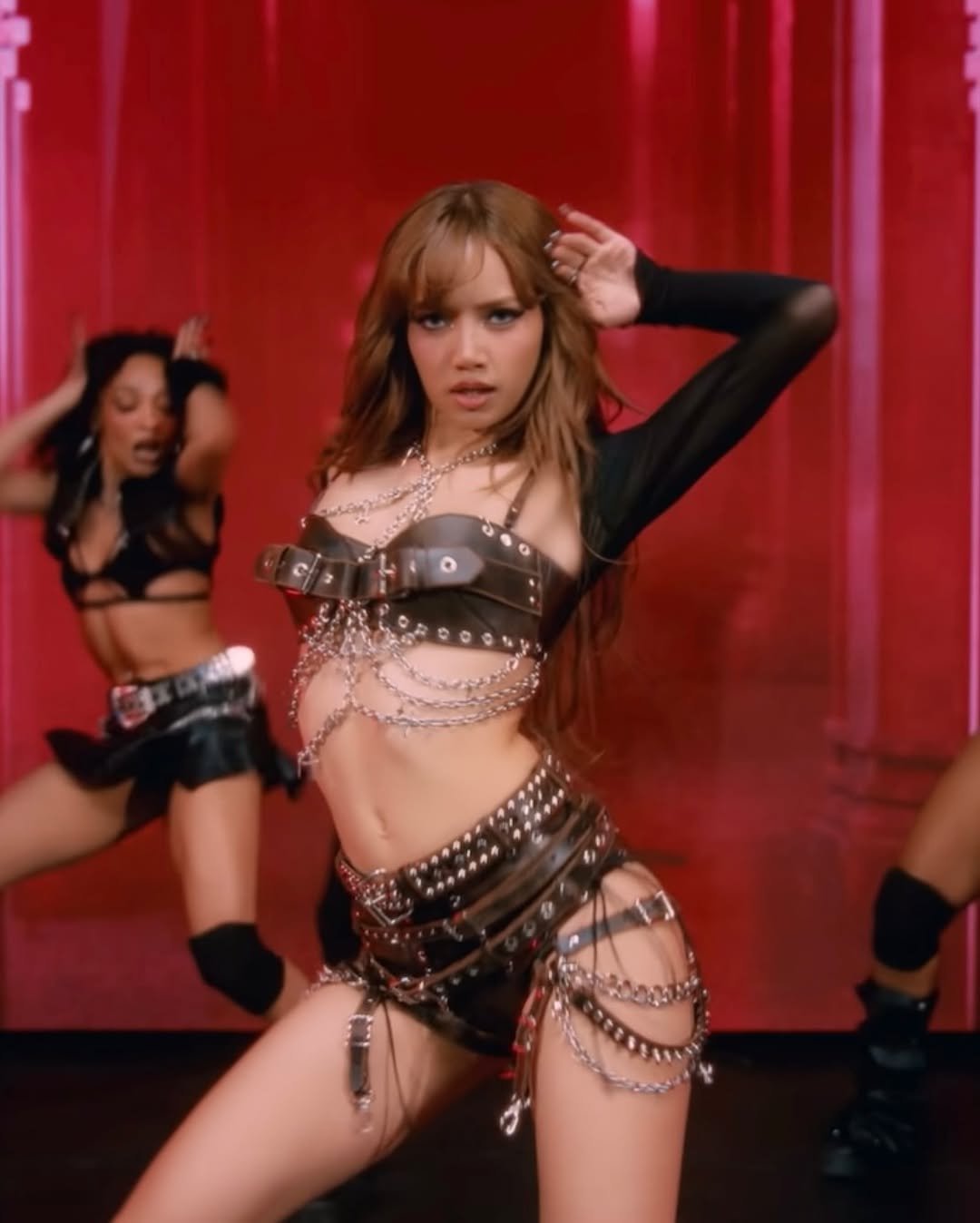 BLACKPINK Lisa Slays in “FXCK UP THE WORLD” Music Video with 6 Killer Outfits: Which One Is Your ...