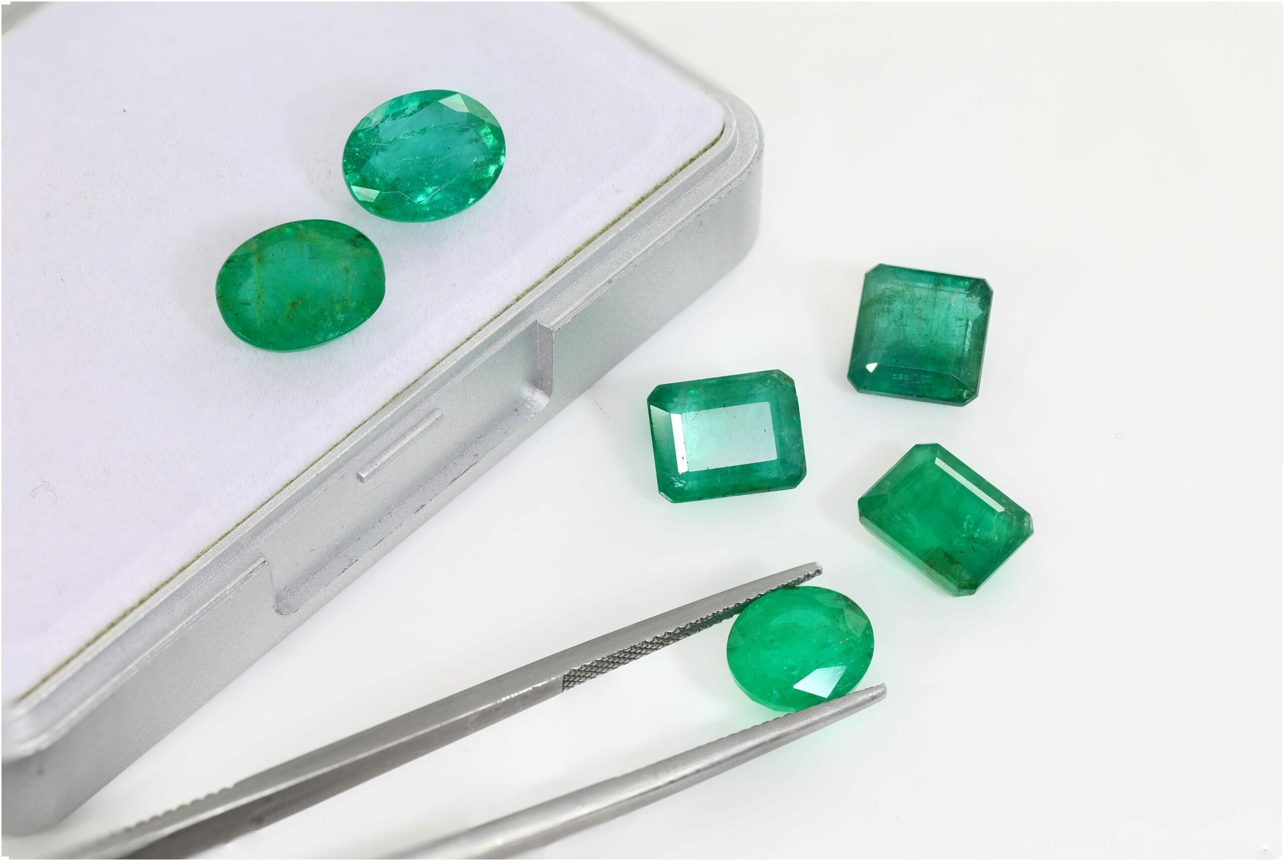 Types of Emeralds: A Complete Classification Guide | Fashonation