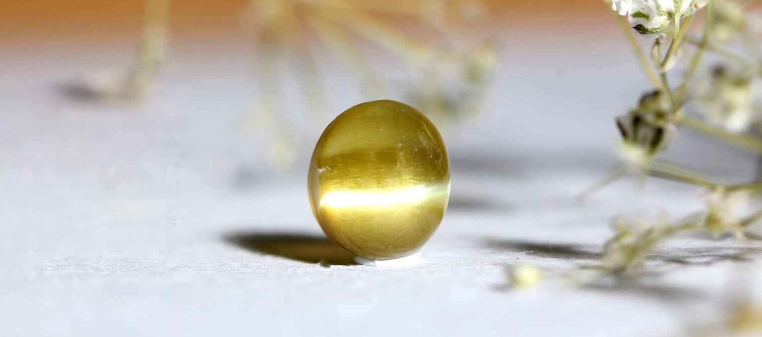 Who can wear a cat’s eye stone? | Fashonation